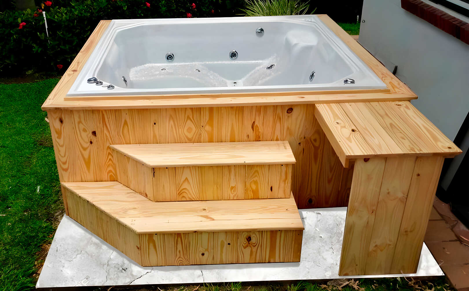 Jacuzzis - GrupoScHome - Venta de Jacuzzis